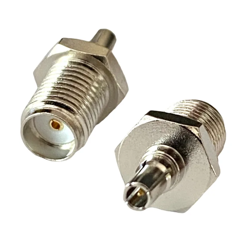 Adapter CRC9 plug / SMA socket for GSM modems